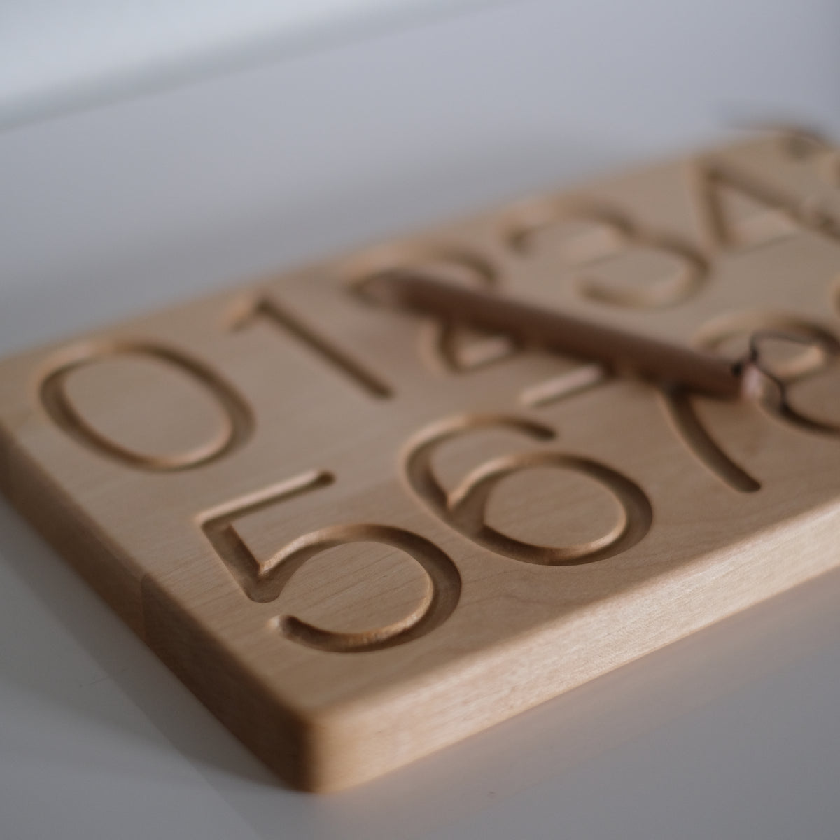 Number tracing board – Alvebarn